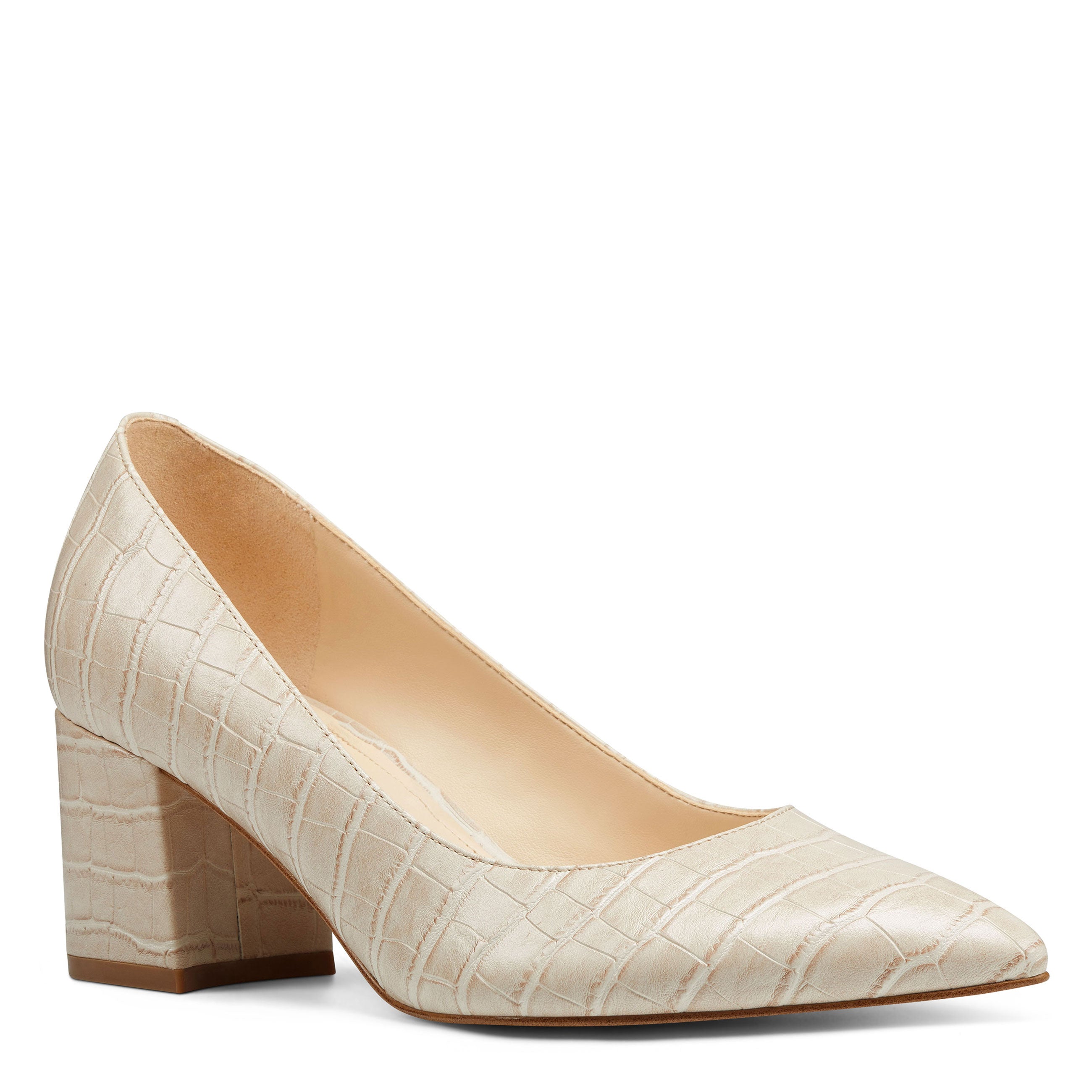 Low Heels – The Shoe Shop